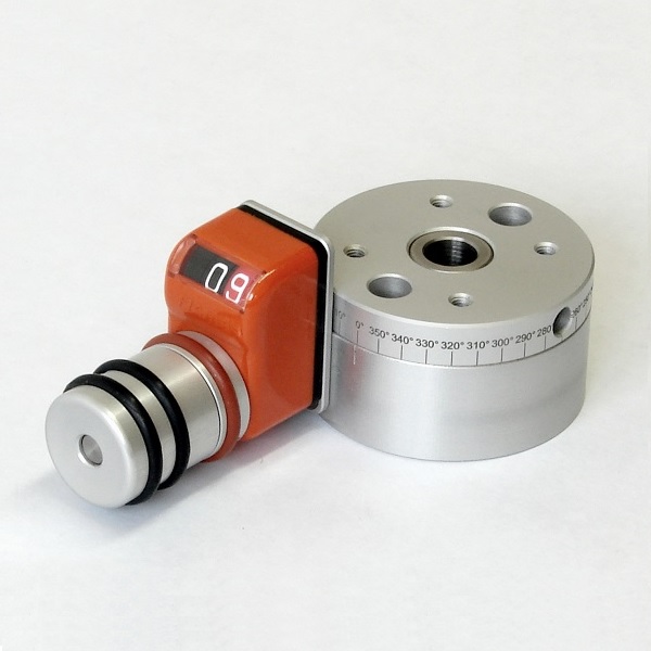 Rotary tables with mechanical position indicator